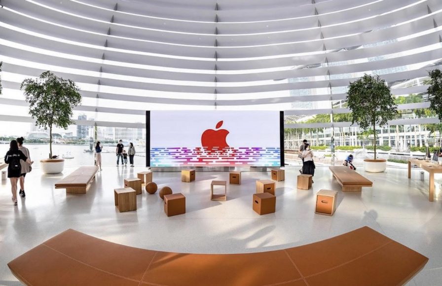Apple Debuts New Store In Singapore - The Luxury Lifestyle Magazine Apple Debuts New Store In Singapore - The Luxury Lifestyle Magazine