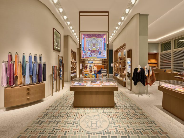 Hermès Unveils Its First Store in Naples, Florida, Bringing Luxury to ...